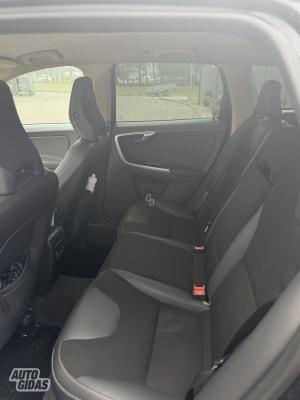 Volvo XC60 2011 Viļņa, ar dzinēja tilpumu 2.00 L un nobraukumu 320 tūkst. km par 7900 €, foto 4 vietnē AUTOMOTO.COM.LV
