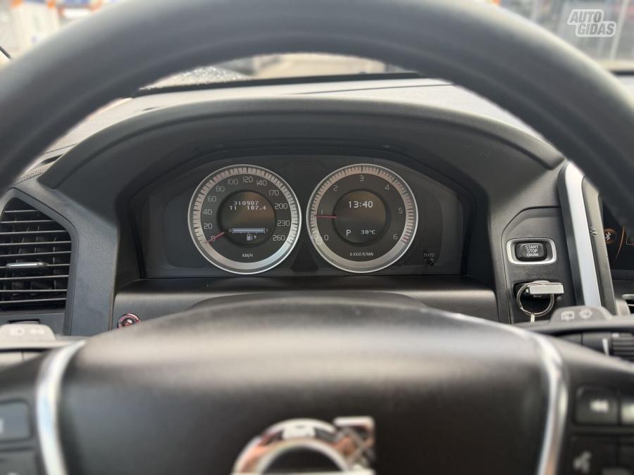 Volvo XC60 2011 Viļņa, ar dzinēja tilpumu 2.00 L un nobraukumu 320 tūkst. km par 7900 €, foto 7 vietnē AUTOMOTO.COM.LV