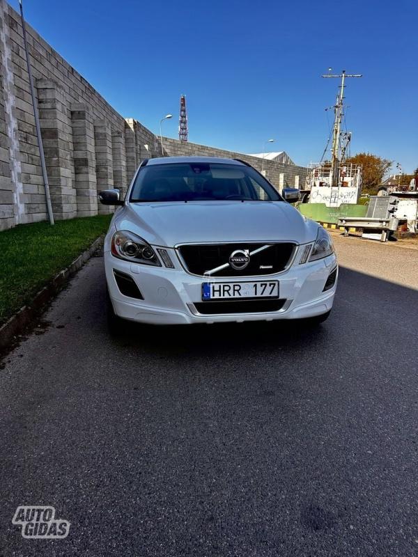 Volvo XC60 2011 in Klaipeda, with an engine capacity of 2.40 L and mileage of 230 thousand km for 8750 €, photo 3 on AUTOMOTO.COM.LV