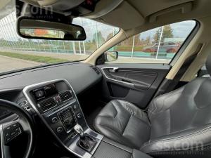 Volvo XC60 2012 Rēzekne, ar dzinēja tilpumu 2.40 L un nobraukumu 276 tūkst. km par 8990 €, foto 18 vietnē AUTOMOTO.COM.LV