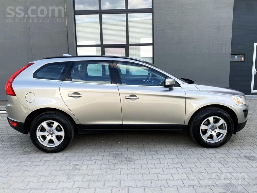 Volvo XC60 2012 Rīga, ar dzinēja tilpumu 2.00 L un nobraukumu 330 tūkst. km par 9200 €, foto 29 vietnē AUTOMOTO.COM.LV