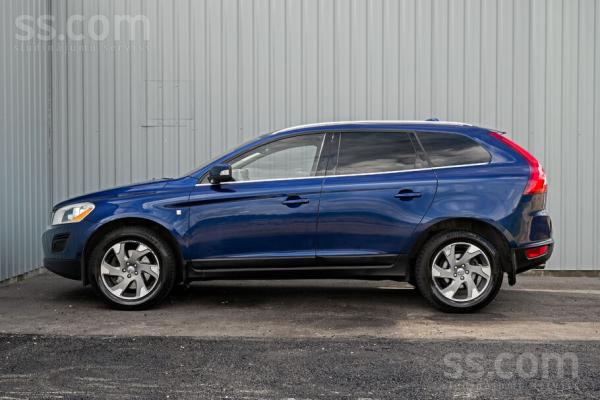 Volvo XC60 2012 in Ogre, with an engine capacity of 2.00 L and mileage of 0 thousand km for 8900 €, photo 6 on AUTOMOTO.COM.LV