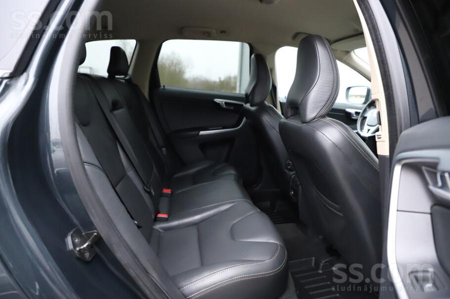 Volvo XC60 2012 in Tukums, with an engine capacity of 2.40 L and mileage of 335 thousand km for 8990 €, photo 16 on AUTOMOTO.COM.LV