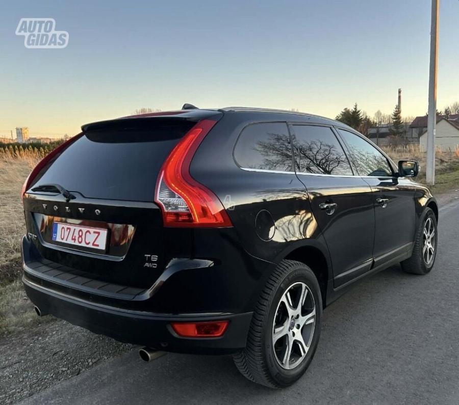 Volvo XC60 2012 in Siauliai, with an engine capacity of 3.00 L and mileage of 179 thousand km for 8200 €, photo 3 on AUTOMOTO.COM.LV