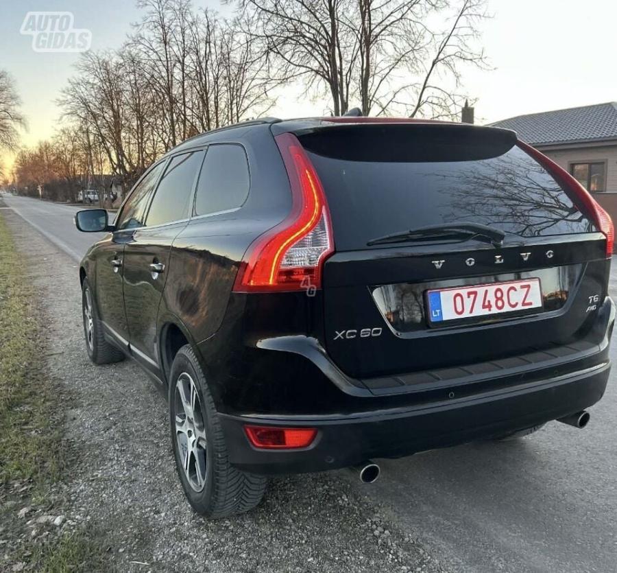 Volvo XC60 2012 in Siauliai, with an engine capacity of 3.00 L and mileage of 179 thousand km for 8200 €, photo 4 on AUTOMOTO.COM.LV
