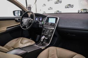 Volvo XC60 2012 in Kaunas, with an engine capacity of 2.00 L and mileage of 309 thousand km for 9290 €, photo 12 on AUTOMOTO.COM.LV