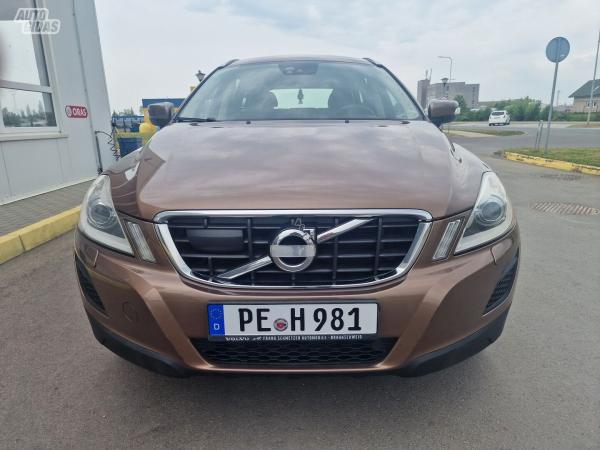 Volvo XC60 2012 Kretinga, ar dzinēja tilpumu 2.00 L un nobraukumu 301 tūkst. km par 10500 €, foto 1 vietnē AUTOMOTO.COM.LV