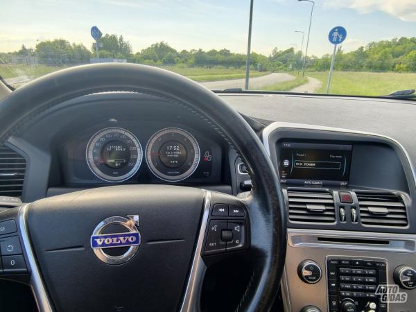 Volvo XC60 2012 in Kaunas, with an engine capacity of 2.40 L and mileage of 374 thousand km for 4998 €, photo 7 on AUTOMOTO.COM.LV