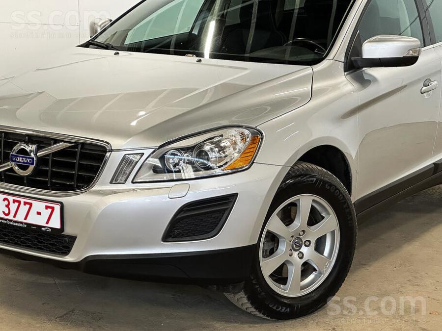 Volvo XC60 2012 in Jurmala, with an engine capacity of 2.00 L and mileage of 255 thousand km for 9990 €, photo 1 on AUTOMOTO.COM.LV