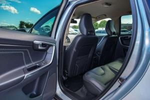 Volvo XC60 2012 in Marijampole, with an engine capacity of 2.40 L and mileage of 190 thousand km for 10950 €, photo 28 on AUTOMOTO.COM.LV
