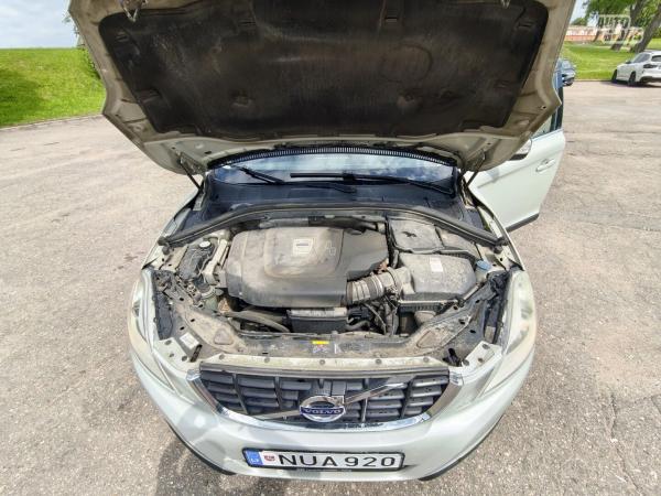 Volvo XC60 2012 Kauņa, ar dzinēja tilpumu 2.40 L un nobraukumu 373 tūkst. km par 3998 €, foto 8 vietnē AUTOMOTO.COM.LV