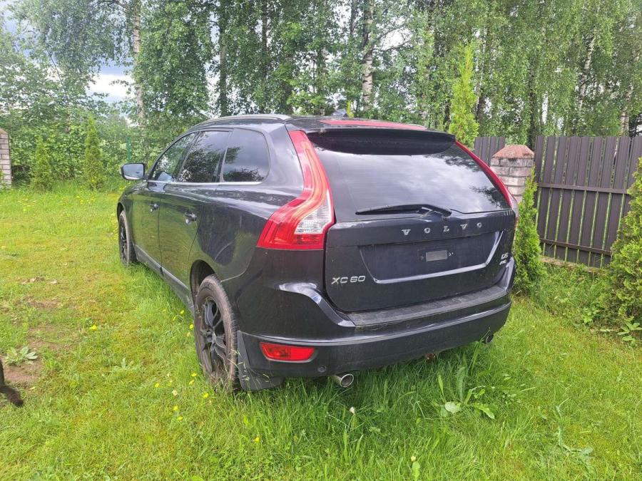 Вольво ХС60 2012 в Вильнюс, объемом двигателя 2.40 л и пробегом 280 тыс. км за 5900 €, фото 3 на AUTOMOTO.COM.LV