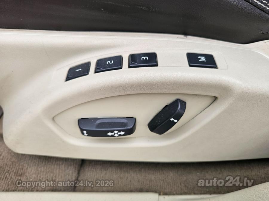 Volvo XC60 2012 in Paide, with an engine capacity of 2.40 L and mileage of 189 thousand km for 9350 €, photo 18 on AUTOMOTO.COM.LV