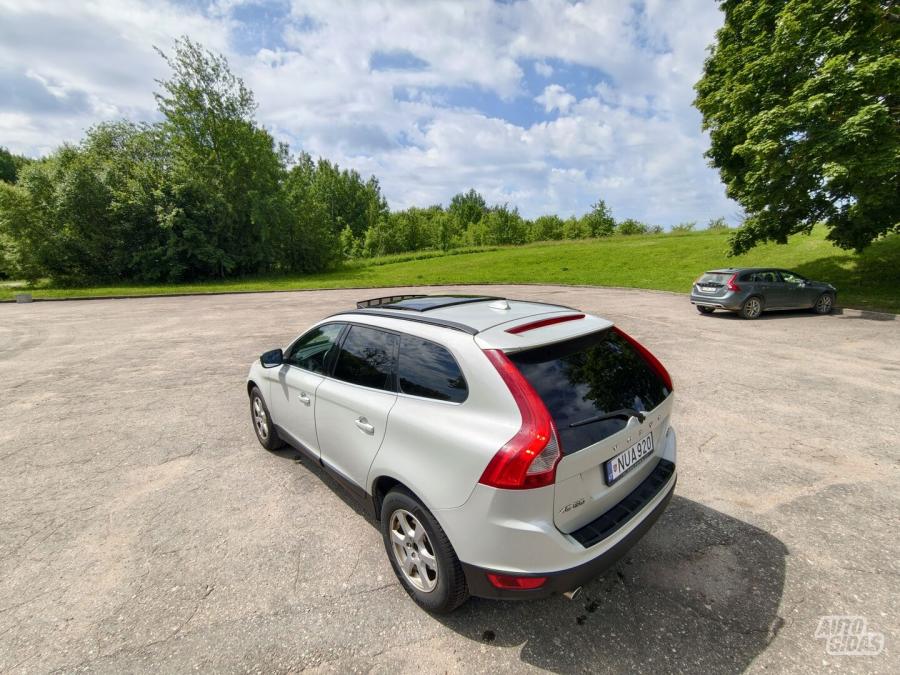 Volvo XC60 2012 Kauņa, ar dzinēja tilpumu 2.40 L un nobraukumu 377 tūkst. km par 4298 €, foto 1 vietnē AUTOMOTO.COM.LV