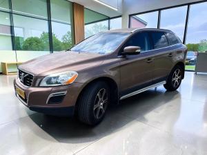 Volvo XC60 2012 in Jurmala, with an engine capacity of 2.40 L and mileage of 328 thousand km for 9990 €, photo  on AUTOMOTO.COM.LV