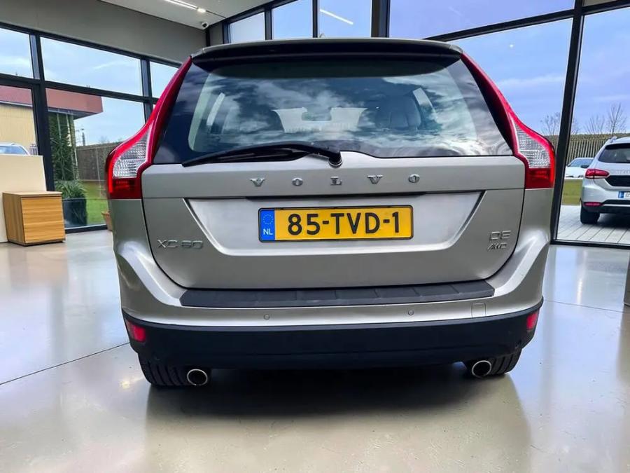 Volvo XC60 2012 Jūrmala, ar dzinēja tilpumu 2.40 L un nobraukumu 345 tūkst. km par 9950 €, foto 6 vietnē AUTOMOTO.COM.LV