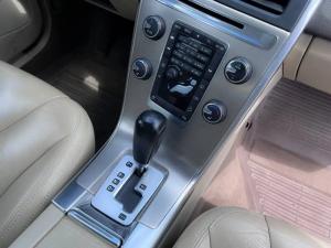 Volvo XC60 2012 Jūrmala, ar dzinēja tilpumu 2.40 L un nobraukumu 345 tūkst. km par 9950 €, foto 11 vietnē AUTOMOTO.COM.LV