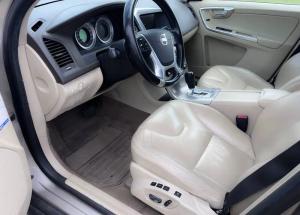 Volvo XC60 2012 Jūrmala, ar dzinēja tilpumu 2.40 L un nobraukumu 345 tūkst. km par 9950 €, foto 15 vietnē AUTOMOTO.COM.LV