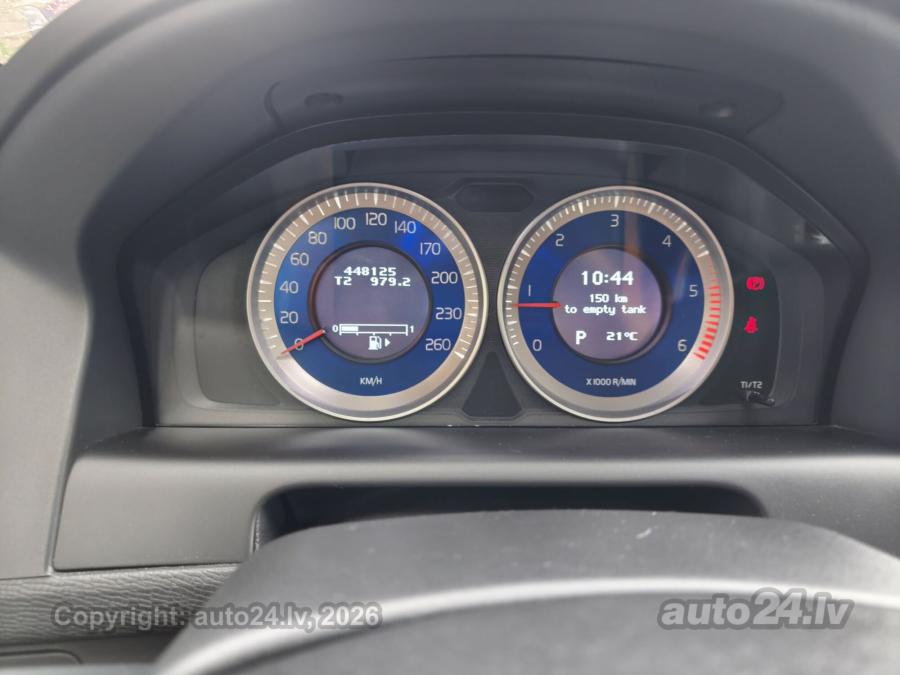 Volvo XC60 2012 Tallina, ar dzinēja tilpumu 2.40 L un nobraukumu 448 tūkst. km par 8900 €, foto 14 vietnē AUTOMOTO.COM.LV