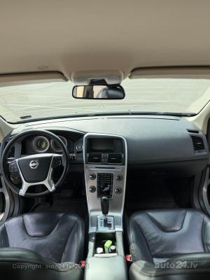 Volvo XC60 2012 in Tallinn, with an engine capacity of 2.40 L and mileage of 269 thousand km for 9500 €, photo 7 on AUTOMOTO.COM.LV