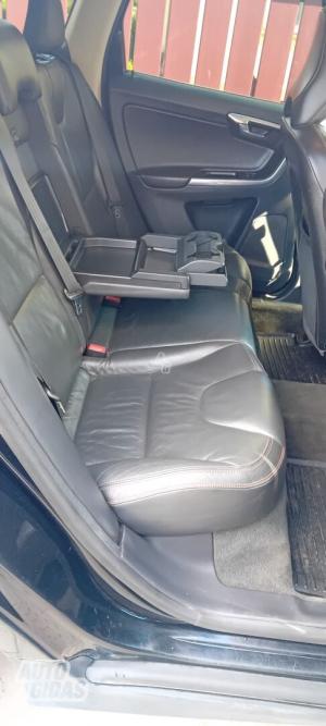 Volvo XC60 2012 in Vilnius, with an engine capacity of 2.40 L and mileage of 344 thousand km for 8600 €, photo 21 on AUTOMOTO.COM.LV