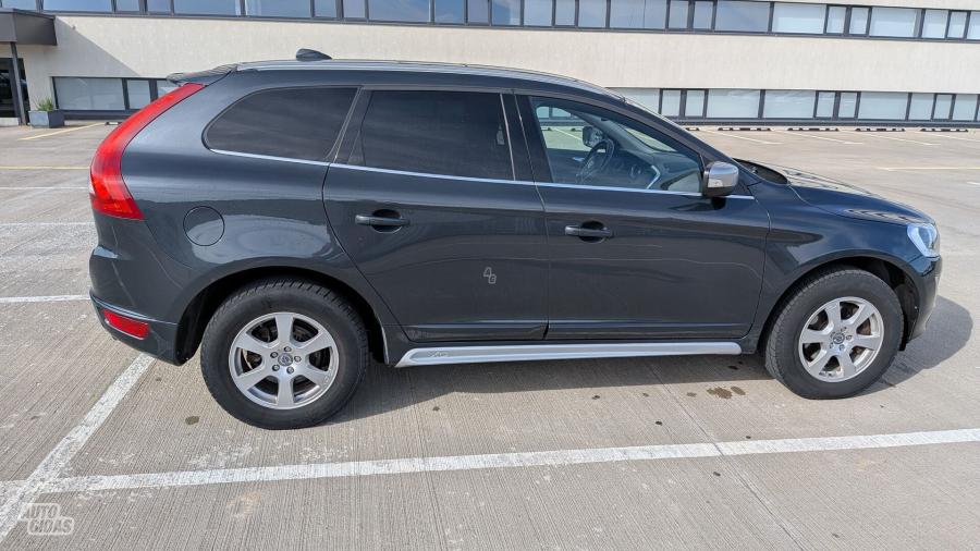Volvo XC60 2012 Viļņa, ar dzinēja tilpumu 3.20 L un nobraukumu 290 tūkst. km par 6300 €, foto 5 vietnē AUTOMOTO.COM.LV
