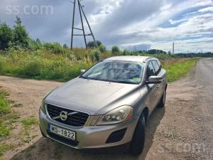 Volvo XC60 2012 in Daugavpils, with an engine capacity of 2.00 L and mileage of 341 thousand km for 7300 €, photo 4 on AUTOMOTO.COM.LV