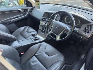 Volvo XC60 2012 in Silute, with an engine capacity of 2.00 L and mileage of 170 thousand km for 2600 €, photo 9 on AUTOMOTO.COM.LV