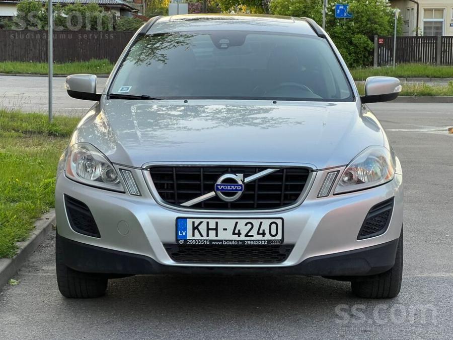Volvo XC60 2013 in Riga, with an engine capacity of 2.00 L and mileage of 248 thousand km for 11995 €, photo 6 on AUTOMOTO.COM.LV
