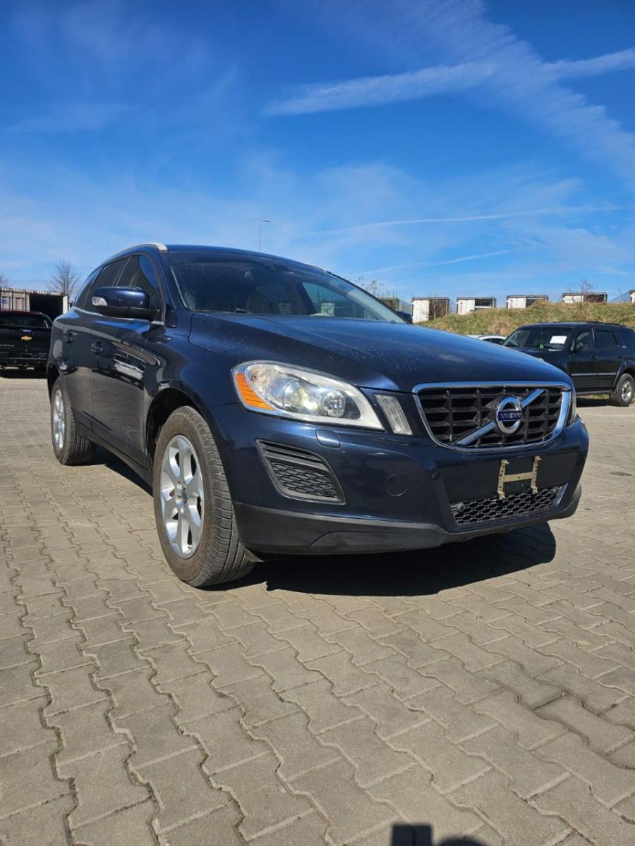 Volvo XC60 2013 Klaipėda, ar dzinēja tilpumu 0.00 L un nobraukumu 0 tūkst. km par 5400 €, foto 3 vietnē AUTOMOTO.COM.LV