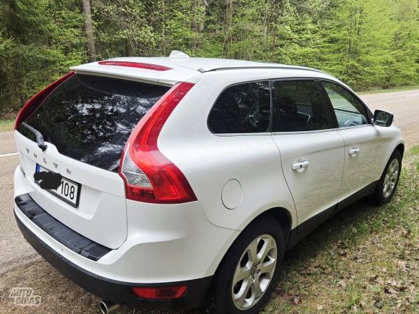 Volvo XC60 2013 Kauņa, ar dzinēja tilpumu 3.20 L un nobraukumu 160 tūkst. km par 10000 €, foto 4 vietnē AUTOMOTO.COM.LV