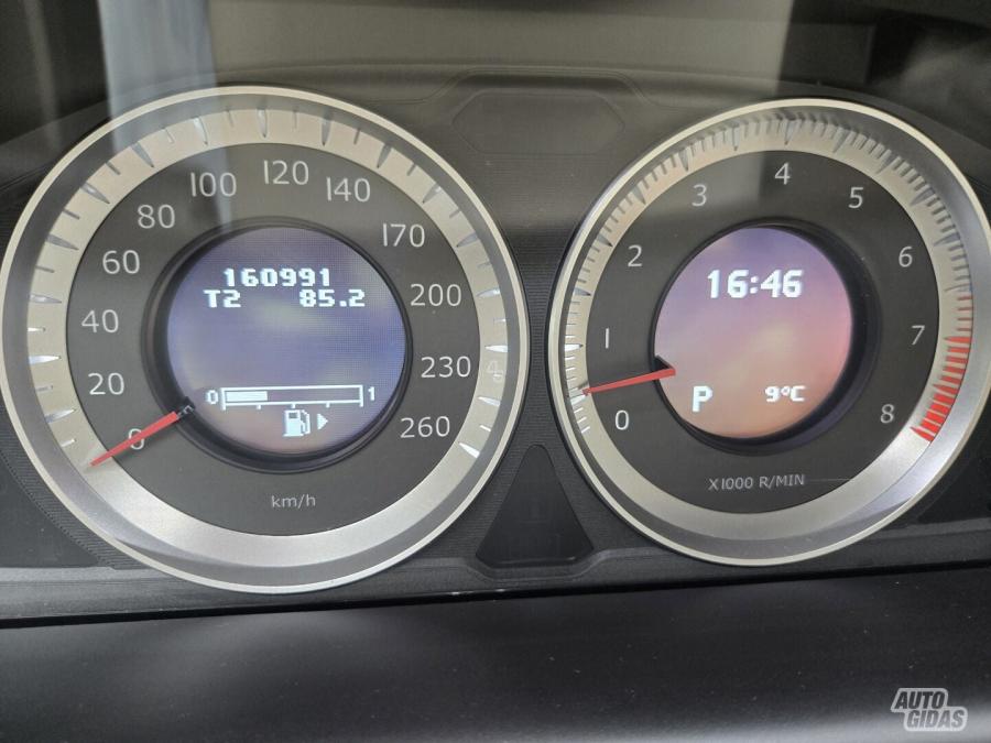 Volvo XC60 2013 Kauņa, ar dzinēja tilpumu 3.20 L un nobraukumu 161 tūkst. km par 10000 €, foto 16 vietnē AUTOMOTO.COM.LV