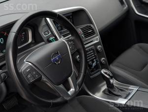 Volvo XC60 2013 Jūrmala, ar dzinēja tilpumu 2.00 L un nobraukumu 0 tūkst. km par 8950 €, foto 13 vietnē AUTOMOTO.COM.LV