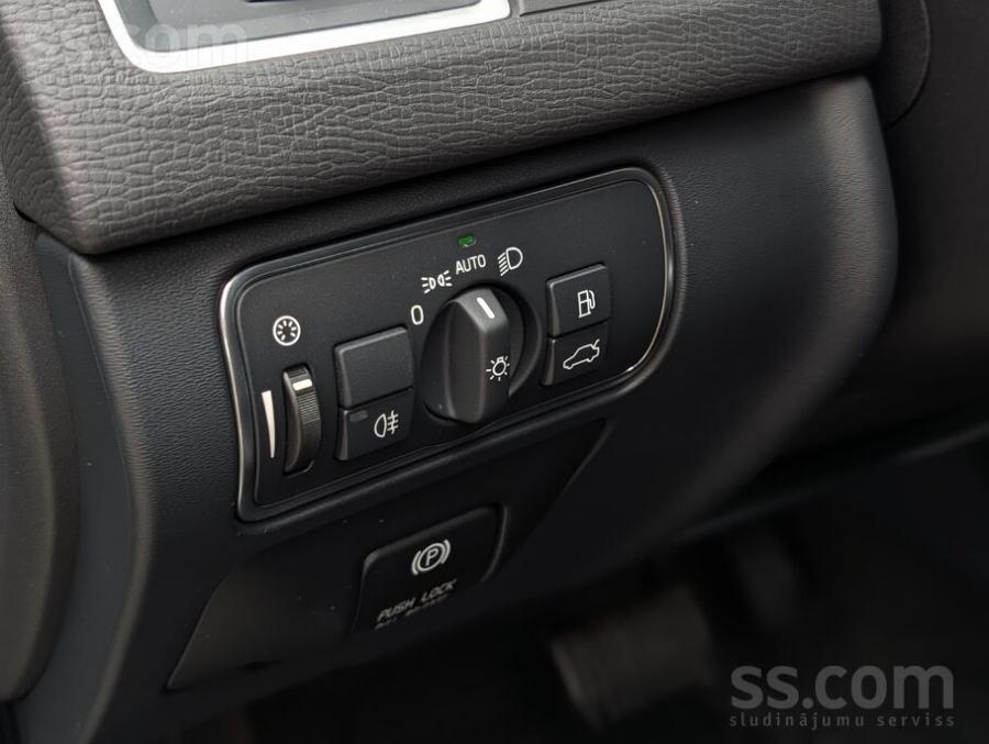 Volvo XC60 2013 Jūrmala, ar dzinēja tilpumu 2.00 L un nobraukumu 0 tūkst. km par 8950 €, foto 14 vietnē AUTOMOTO.COM.LV