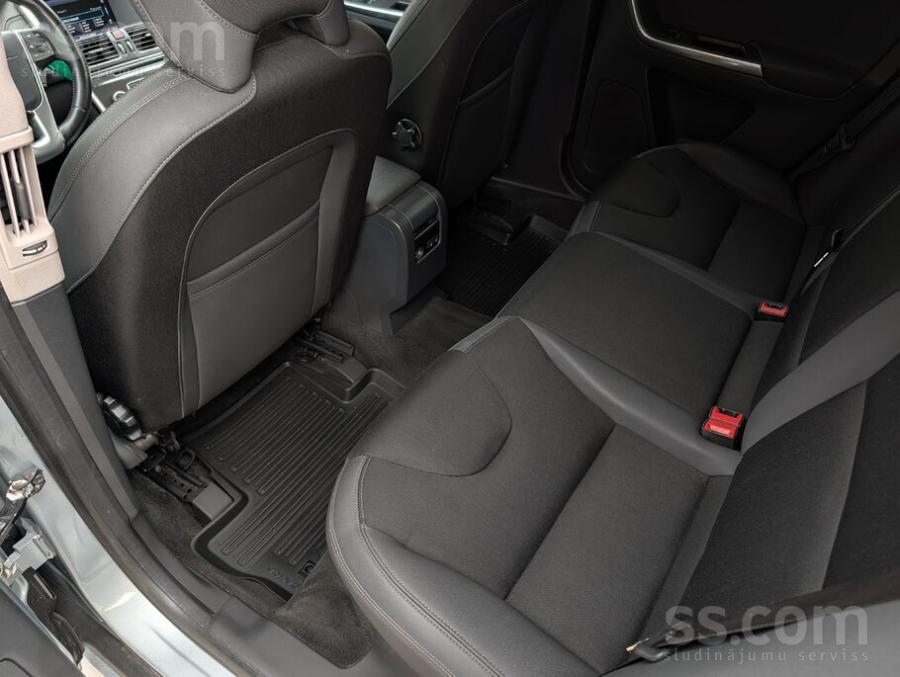 Volvo XC60 2013 Jūrmala, ar dzinēja tilpumu 2.00 L un nobraukumu 0 tūkst. km par 8950 €, foto 15 vietnē AUTOMOTO.COM.LV