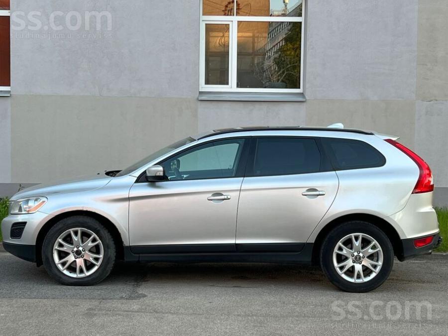 Volvo XC60 2013 Rīga, ar dzinēja tilpumu 2.00 L un nobraukumu 248 tūkst. km par 6600 €, foto 6 vietnē AUTOMOTO.COM.LV