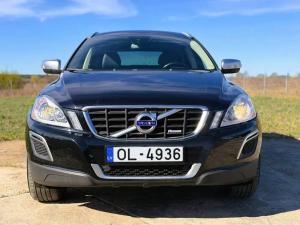 Volvo XC60 2013 Rīga, ar dzinēja tilpumu 2.40 L un nobraukumu 210 tūkst. km par 8700 €, foto 3 vietnē AUTOMOTO.COM.LV