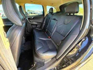 Volvo XC60 2013 Rīga, ar dzinēja tilpumu 2.40 L un nobraukumu 210 tūkst. km par 8700 €, foto 18 vietnē AUTOMOTO.COM.LV