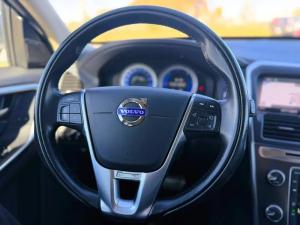 Volvo XC60 2013 Rīga, ar dzinēja tilpumu 2.40 L un nobraukumu 210 tūkst. km par 8700 €, foto 22 vietnē AUTOMOTO.COM.LV