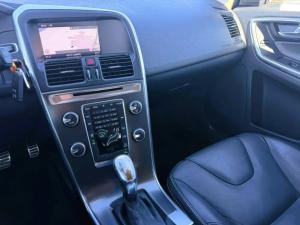 Volvo XC60 2013 Rīga, ar dzinēja tilpumu 2.40 L un nobraukumu 210 tūkst. km par 8700 €, foto 23 vietnē AUTOMOTO.COM.LV