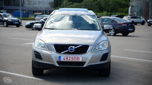 Volvo XC60 2013 in Siauliai, with an engine capacity of 3.00 L and mileage of 247 thousand km for 7900 €, photo 3 on AUTOMOTO.COM.LV