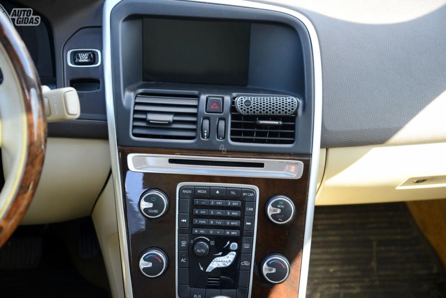 Volvo XC60 2013 in Siauliai, with an engine capacity of 3.00 L and mileage of 247 thousand km for 7900 €, photo 17 on AUTOMOTO.COM.LV