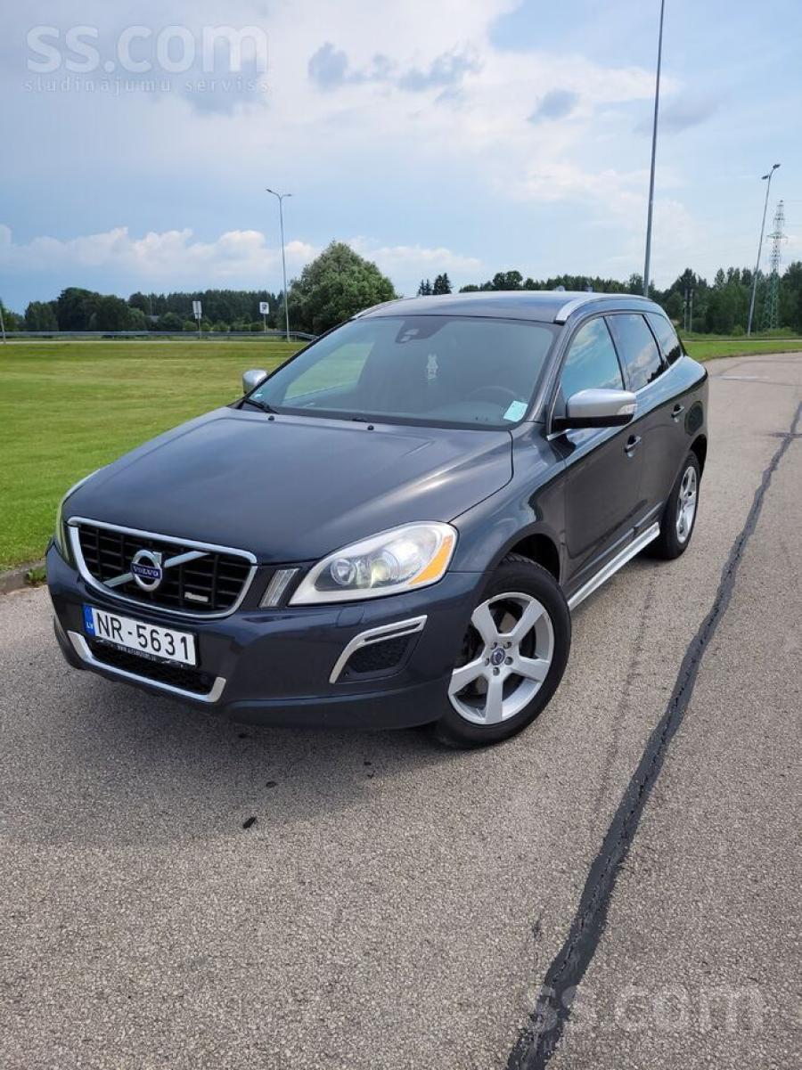 Volvo XC60 2013 Ogre, ar dzinēja tilpumu 2.00 L un nobraukumu 253 tūkst. km par 8700 €, foto 1 vietnē AUTOMOTO.COM.LV