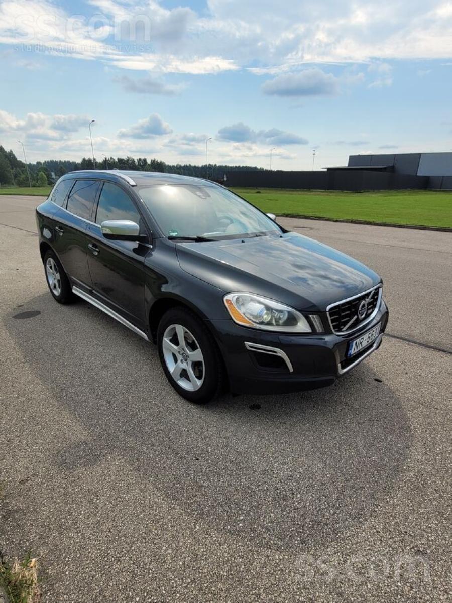 Volvo XC60 2013 Ogre, ar dzinēja tilpumu 2.00 L un nobraukumu 253 tūkst. km par 8700 €, foto 9 vietnē AUTOMOTO.COM.LV