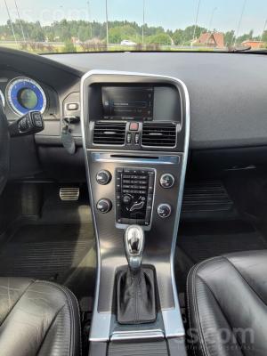 Volvo XC60 2013 Ogre, ar dzinēja tilpumu 2.00 L un nobraukumu 253 tūkst. km par 8700 €, foto 13 vietnē AUTOMOTO.COM.LV