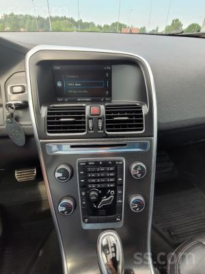 Volvo XC60 2013 Ogre, ar dzinēja tilpumu 2.00 L un nobraukumu 253 tūkst. km par 8700 €, foto 19 vietnē AUTOMOTO.COM.LV