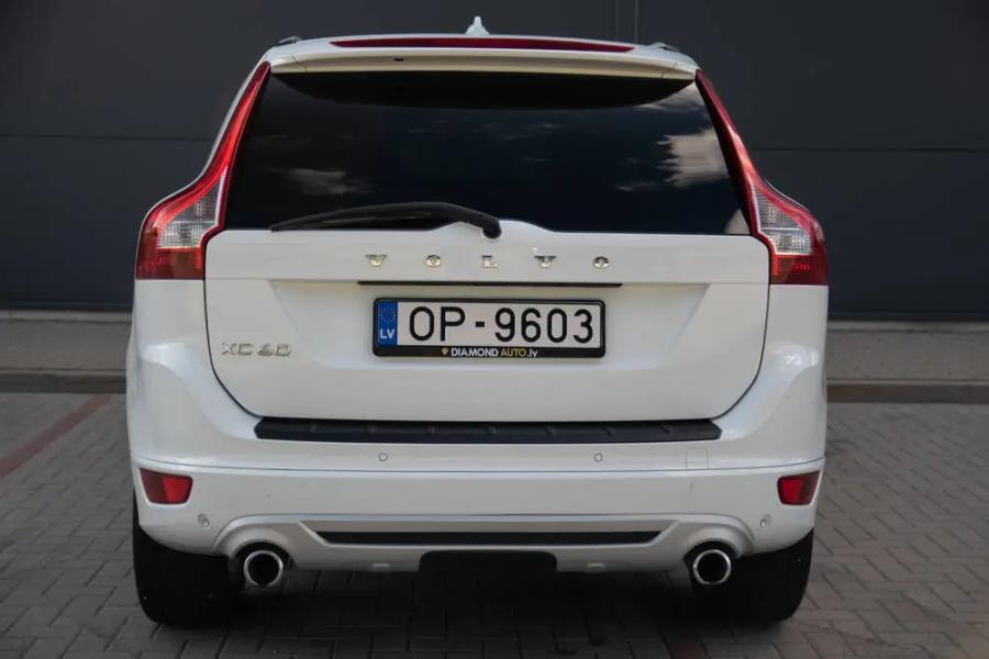 Volvo XC60 2013 in Tukums, with an engine capacity of 2.00 L and mileage of 215 thousand km for 9900 €, photo 6 on AUTOMOTO.COM.LV