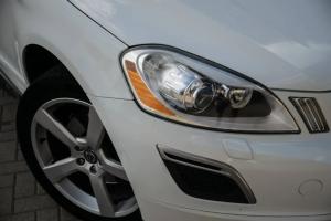 Volvo XC60 2013 in Tukums, with an engine capacity of 2.00 L and mileage of 215 thousand km for 9900 €, photo 9 on AUTOMOTO.COM.LV