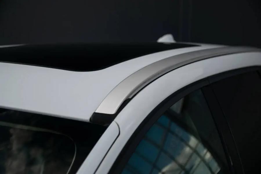 Volvo XC60 2013 in Tukums, with an engine capacity of 2.00 L and mileage of 215 thousand km for 9900 €, photo 18 on AUTOMOTO.COM.LV