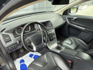 Volvo XC60 2013 Šauļi, ar dzinēja tilpumu 2.40 L un nobraukumu 231 tūkst. km par 11190 €, foto 13 vietnē AUTOMOTO.COM.LV